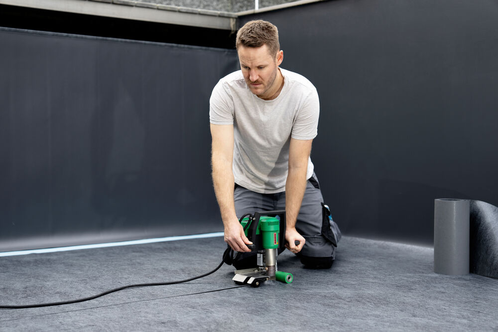 Leister UNIDRIVE 505, 120V/1800W, 40mm, US plug | 135.532 | Welding ...