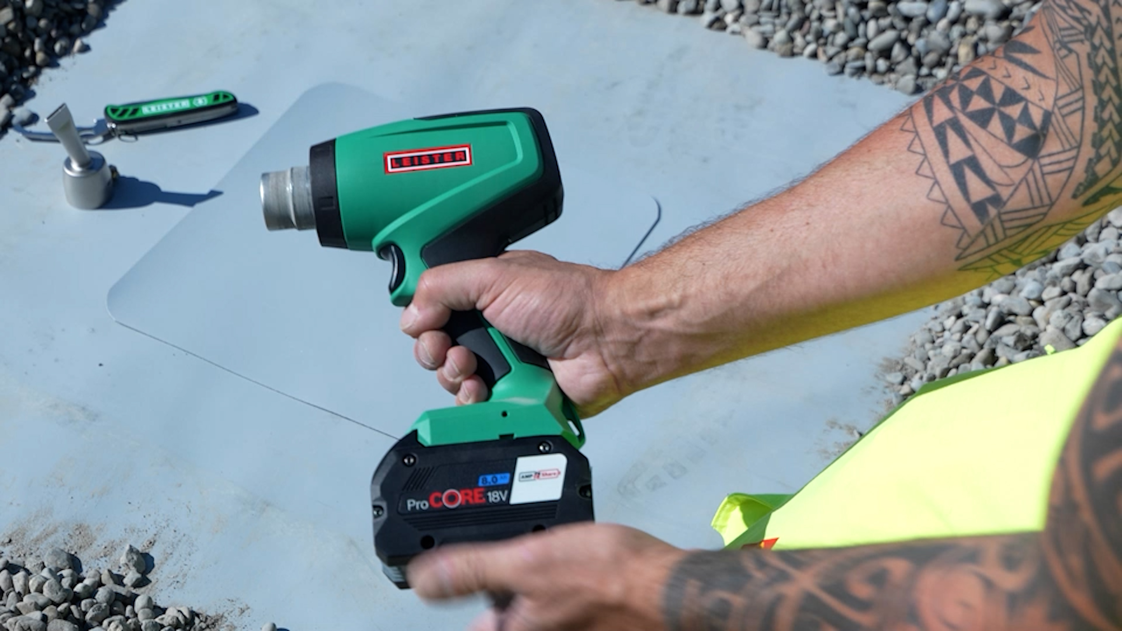 Leister NEXHEAT 300 A-LP, 18V/600W, Überlappschweiss-Set, US-Stecker | 179.257 | Heissluftgebläse