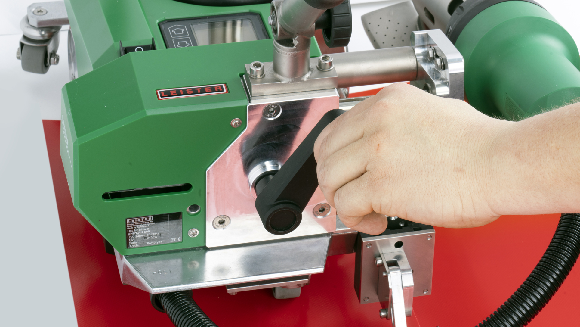 UNIPLAN 500 from Leister – Easy Tarpaulin Welding